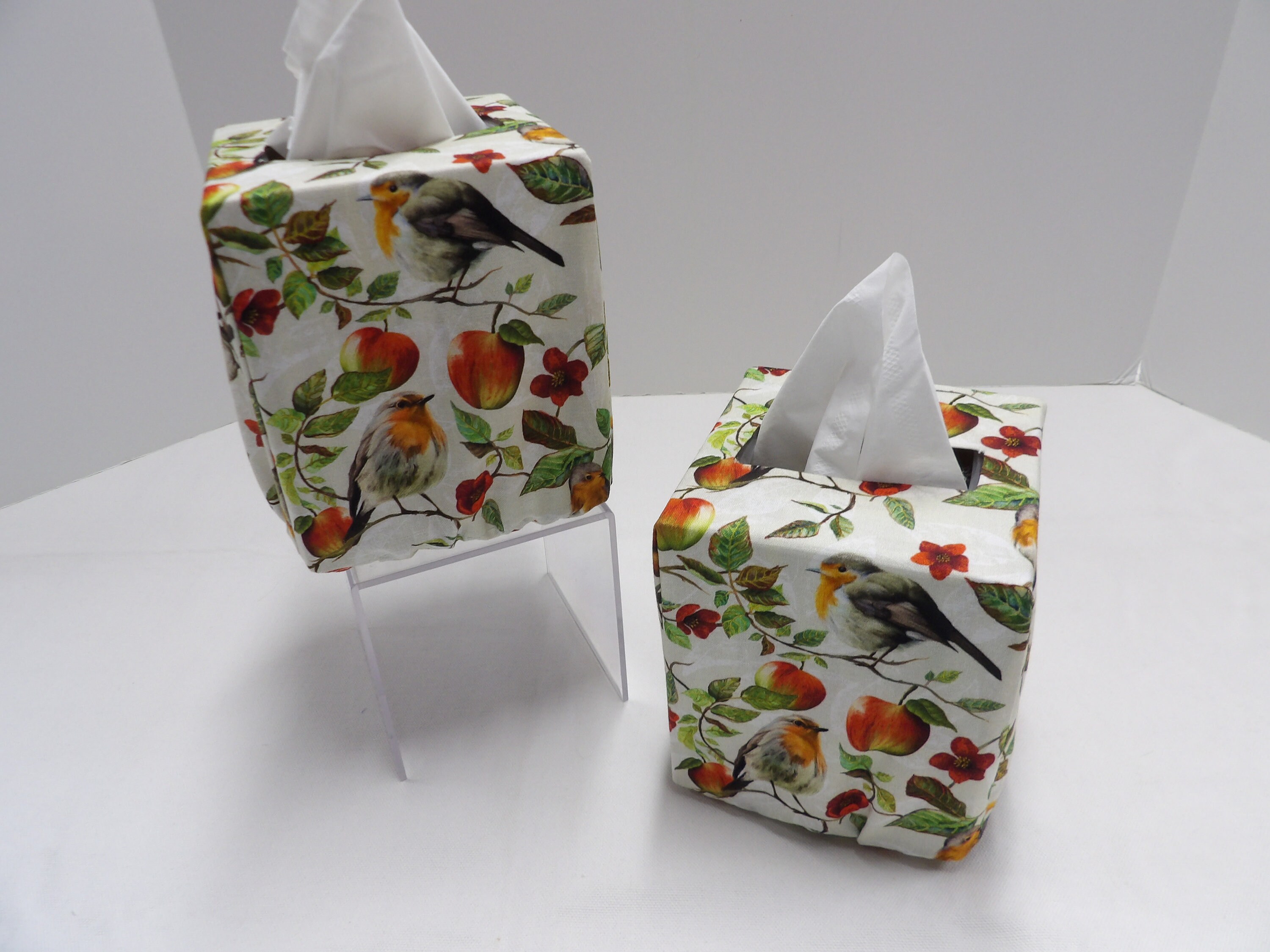 1656 Autumn Robins in Apple Trees 100% Cotton Fabric: Timeless ...