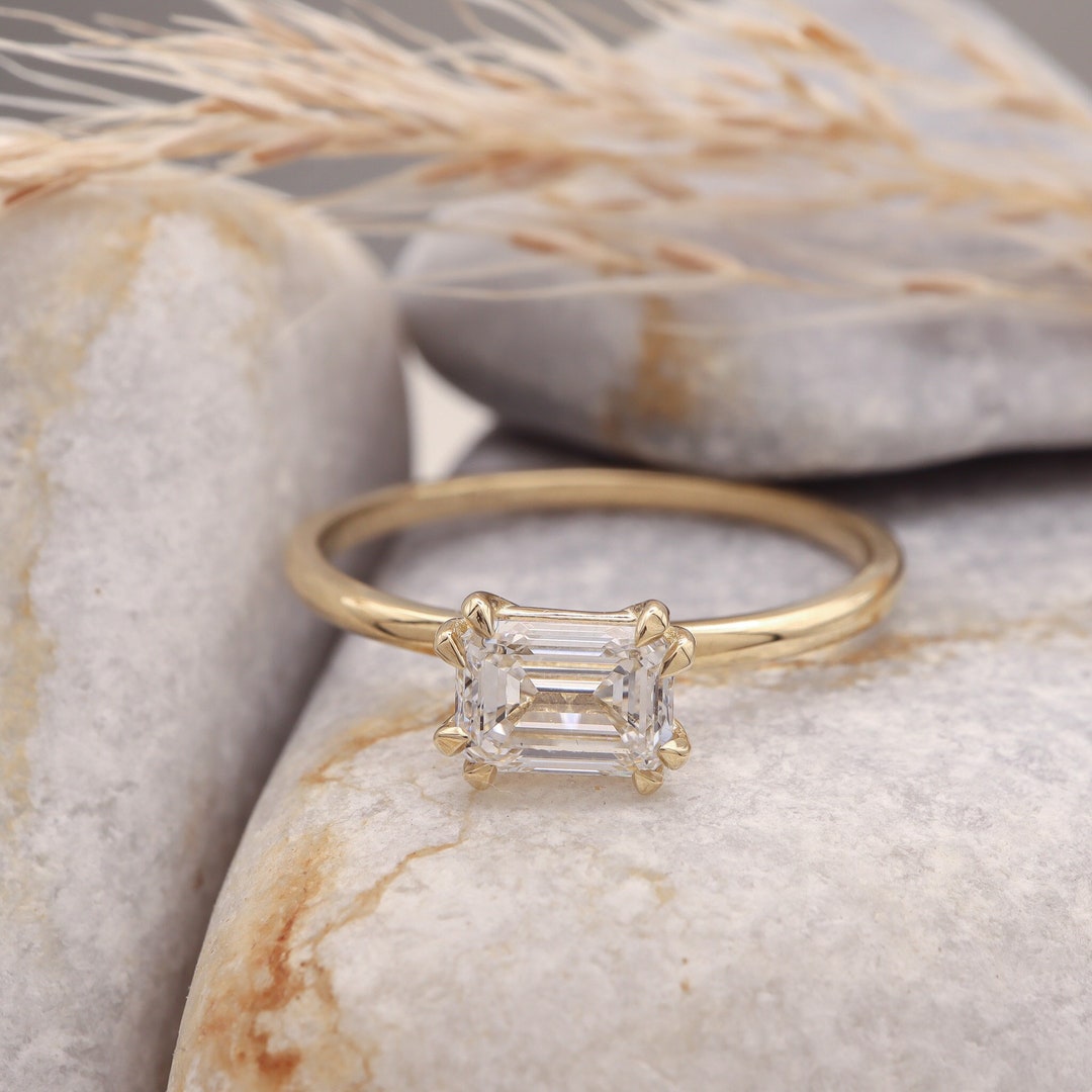 Horizontal Emerald-cut Diamond Ring in Yellow Gold - Etsy