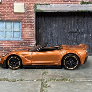 Loose Hot Wheels - Chevy Corvette C7 Z06 Convertible - Copper and Black ...