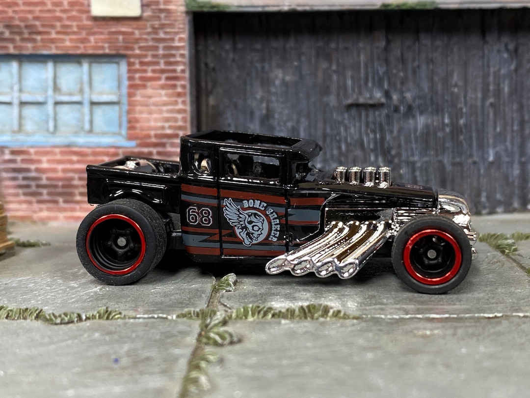 Custom Hot Wheels Boneshaker Hot Rod Black and Red Black and Red 5 ...