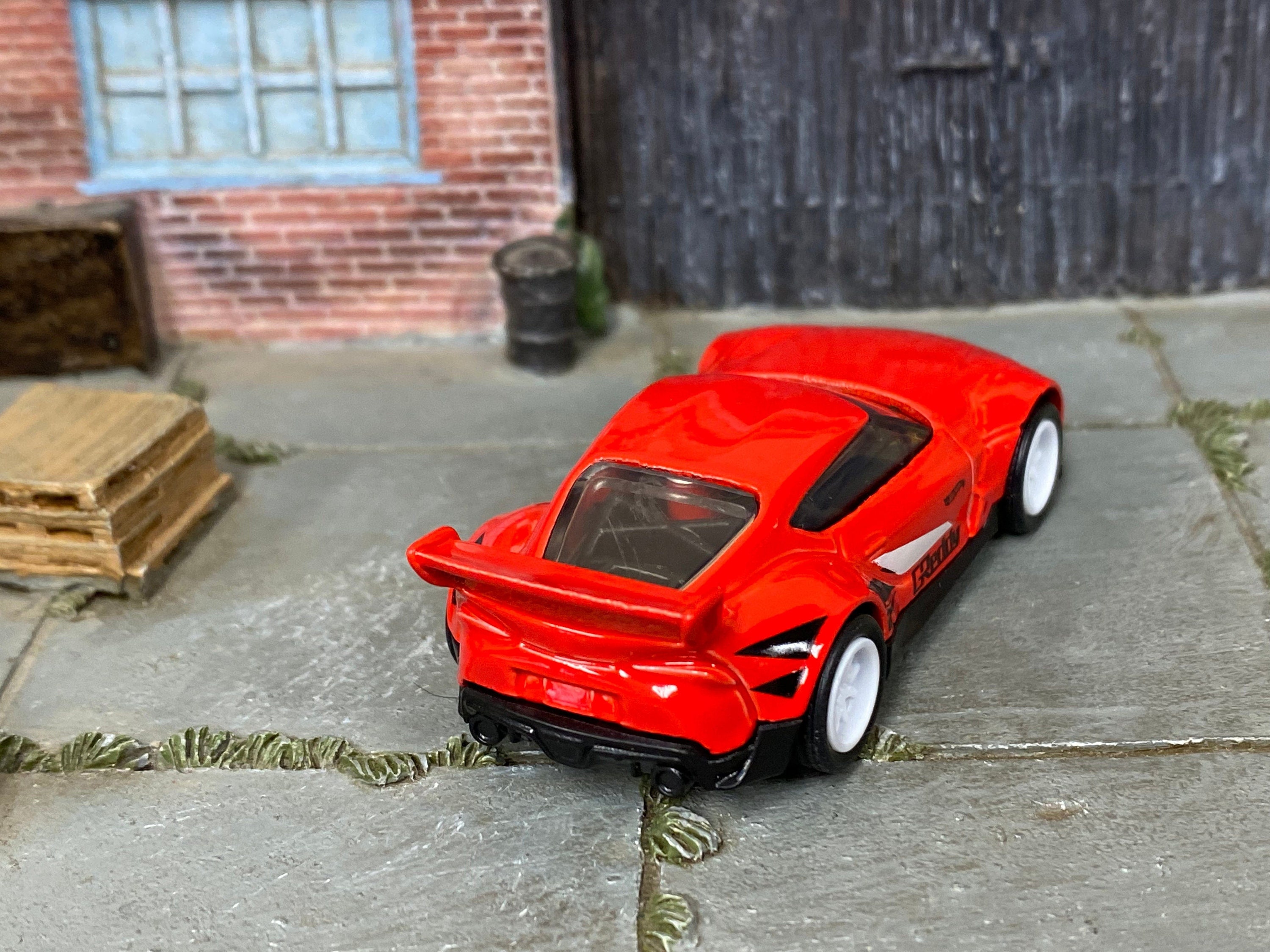 Ferrari F8 Tributo Hot Wheels 100 Authentic Th