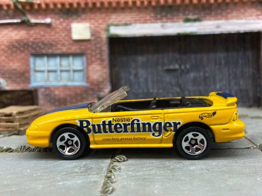 Loose Hot Wheels 1996 Ford Mustang GT Convertible Dressed in Yellow ...