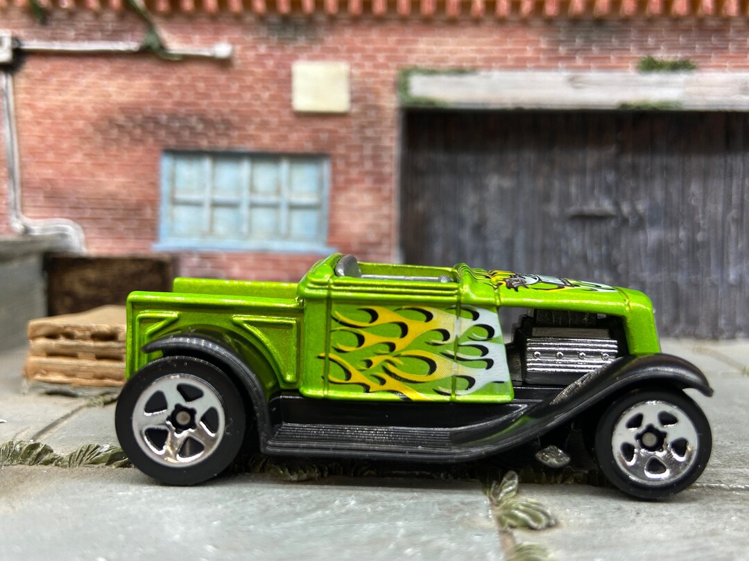 Loose Hot Wheels Ford Model A Pick up Hooligan Dressed in Green With ...