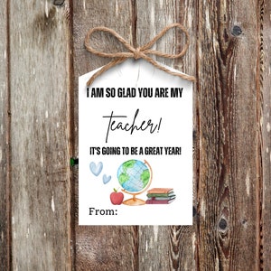 Teacher Gift Tag, Meet the Teacher Gift, First Day of School Gift, I Am ...