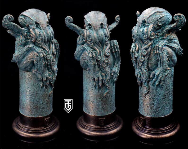 Cthulhu Idol: H.P. Lovecraft Resin Statue (17.5cm) - Etsy