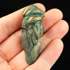 Alien Xenomorph Pins Set of 2. Limited Edition Handmade Collectible ...