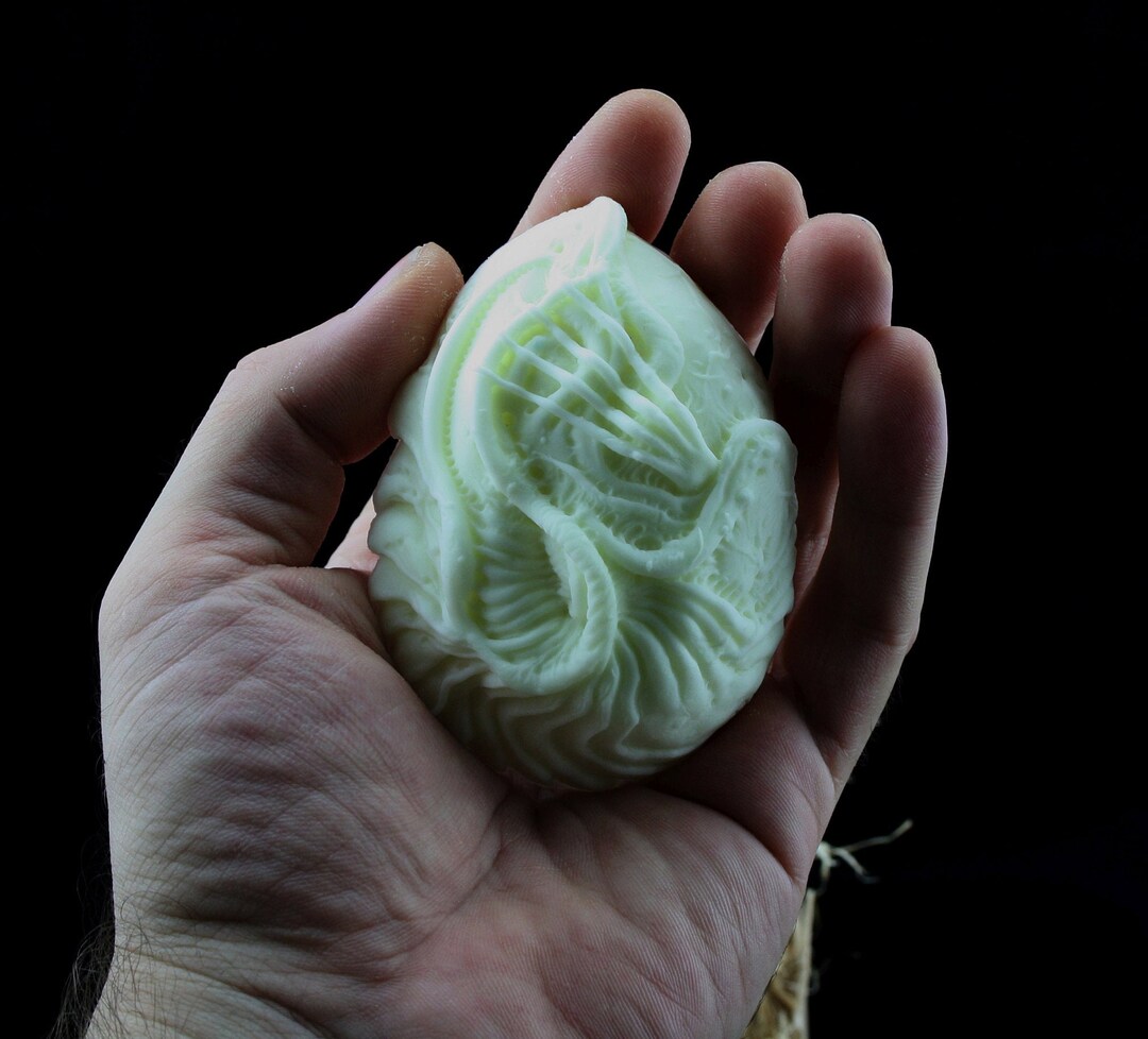 Alien Embryo Egg Unpaited Ver. - Etsy