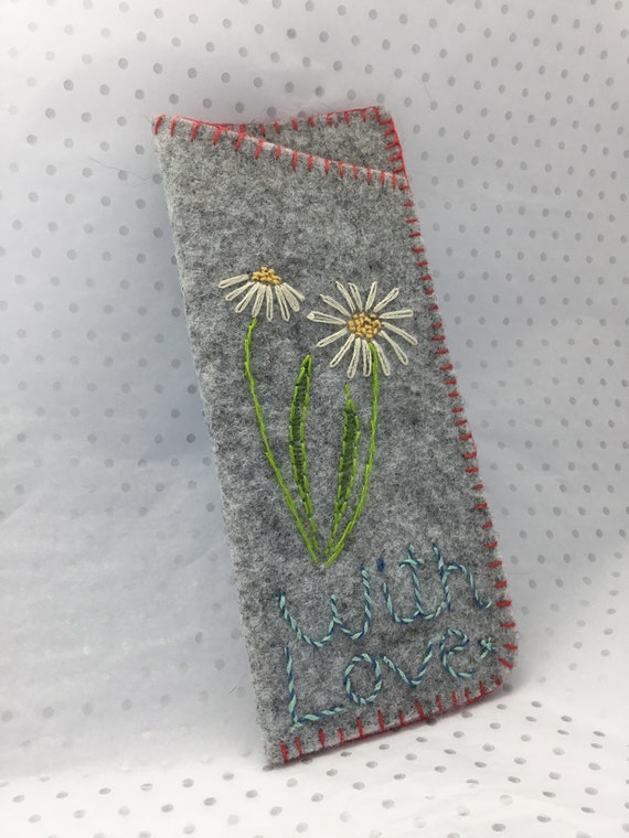 Hand Embroidered Felt Glasses Case. - Etsy