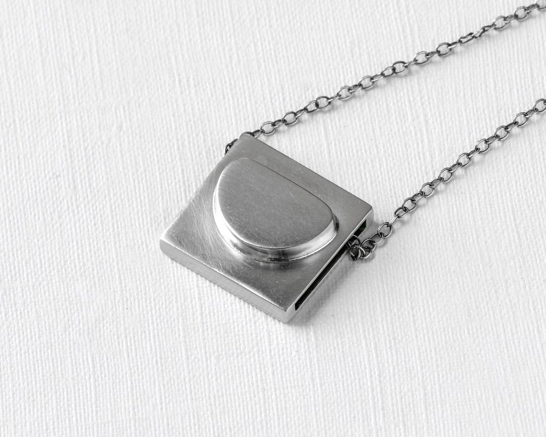 Sterling Silver Square Pendant Necklace, Minimalist Half Moon Design - Etsy