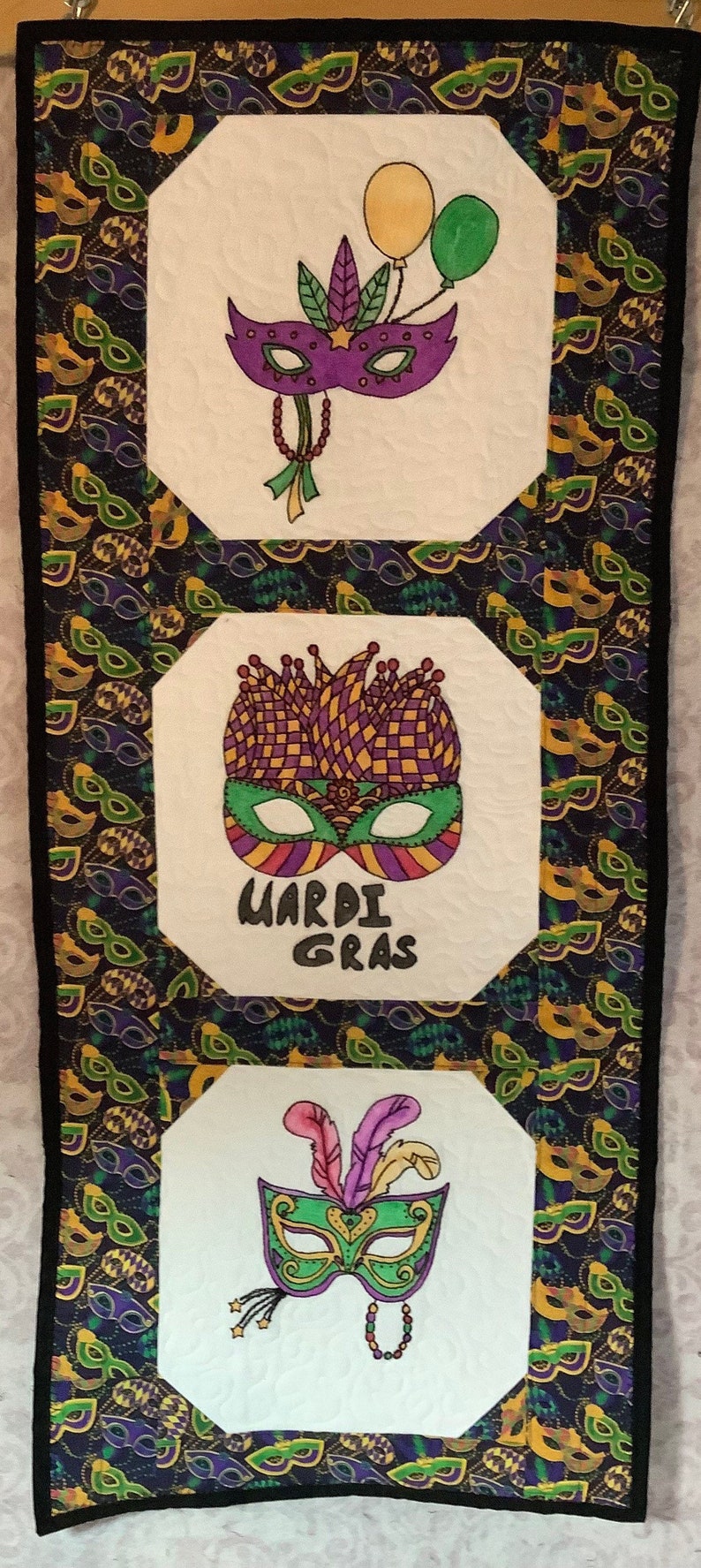 Mardi Gras Wall Hanging, Banner, Table Runners - Etsy