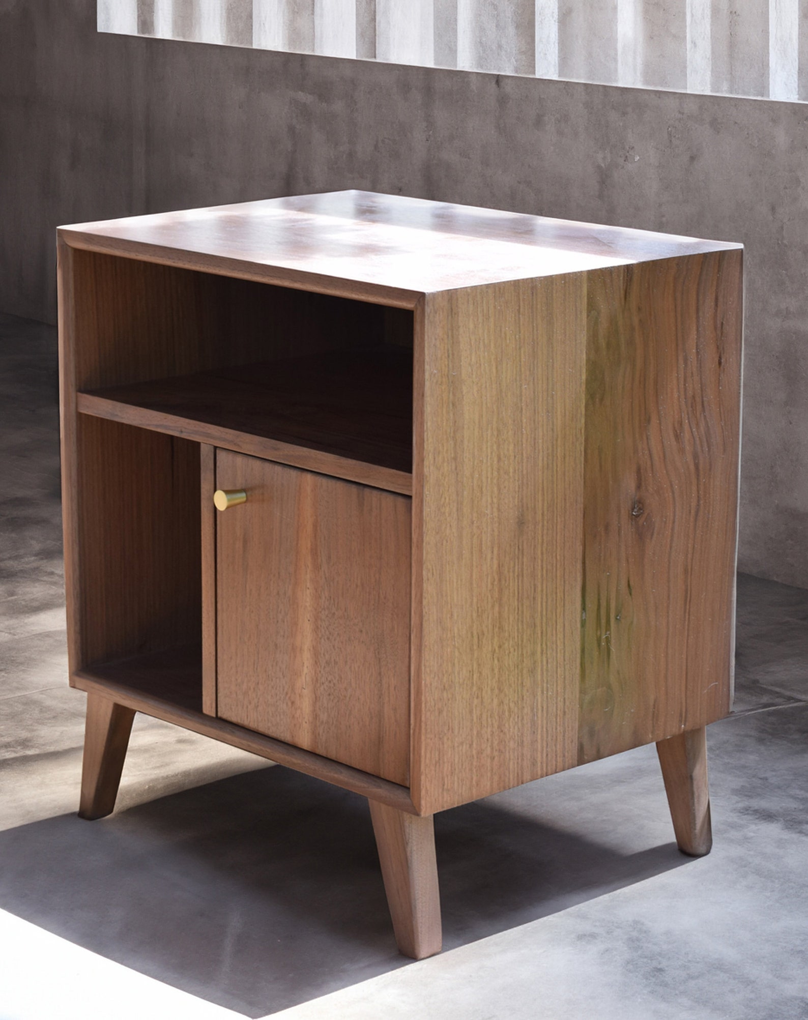 Minimalist Mid-century Modern Nightstand - Etsy