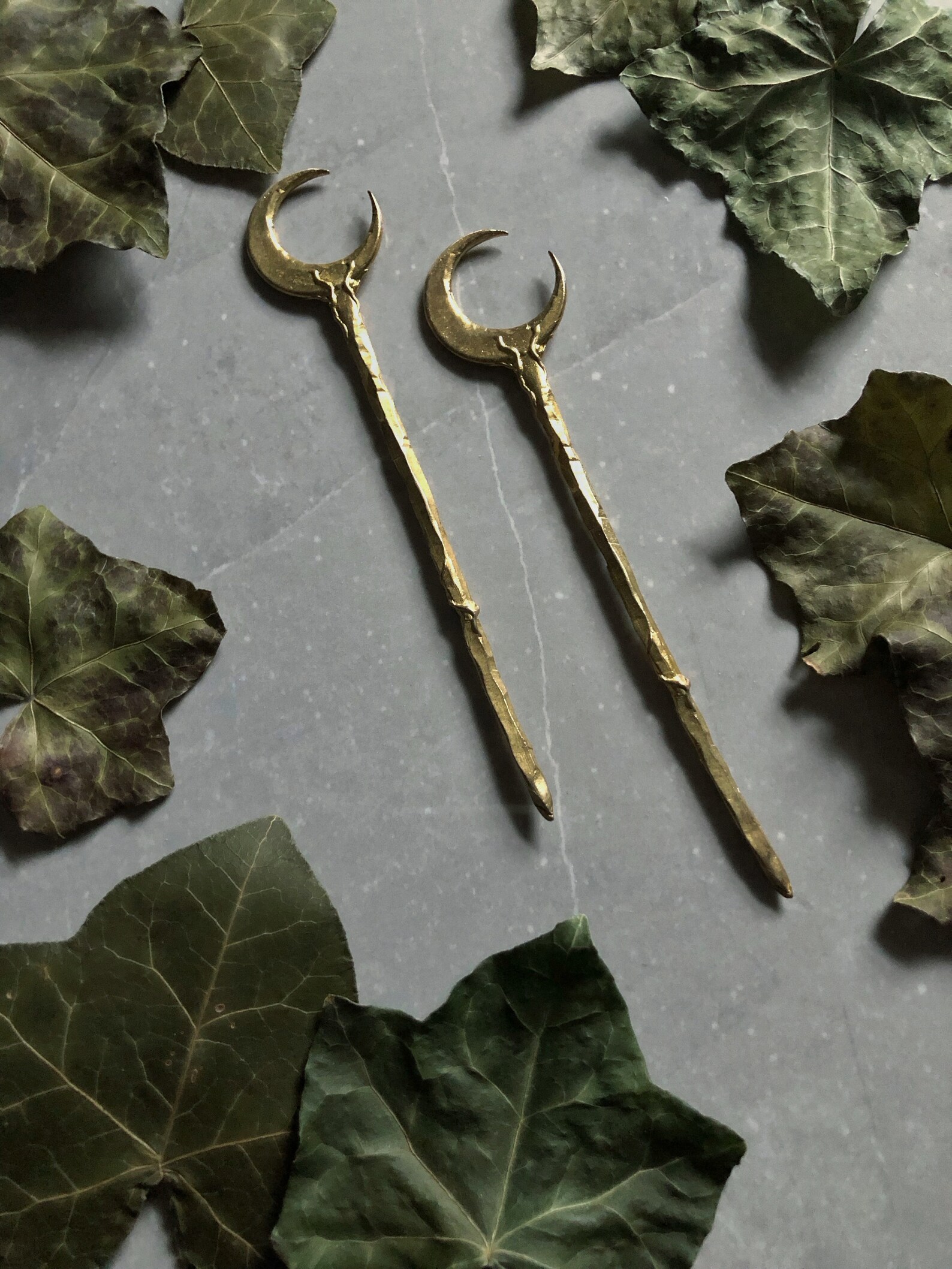 Bronze Crone Moon Hair Pin | Baba Yaga Collection | Czarownica, Witchy ...