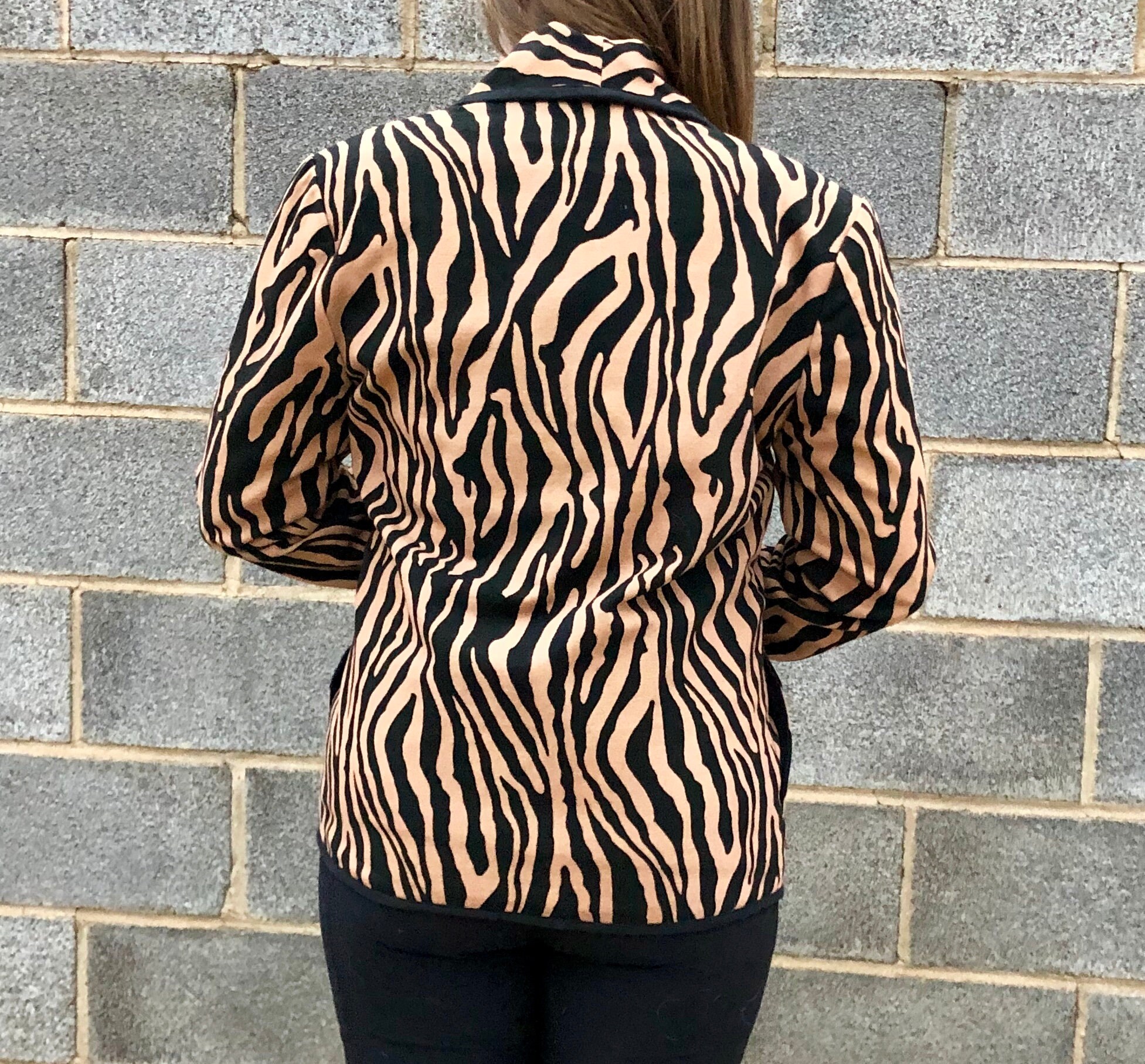 Vintage Bold Black and Tan Tiger/zerba Print Cotton Blazer - Phool Size ...