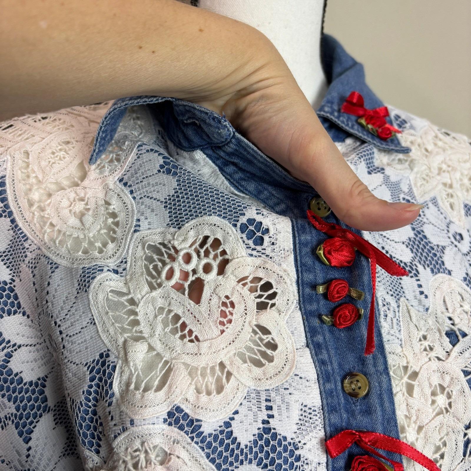 PTNY Denim Shirt Lace Applique Rose Accents Western Blouse Size Large ...