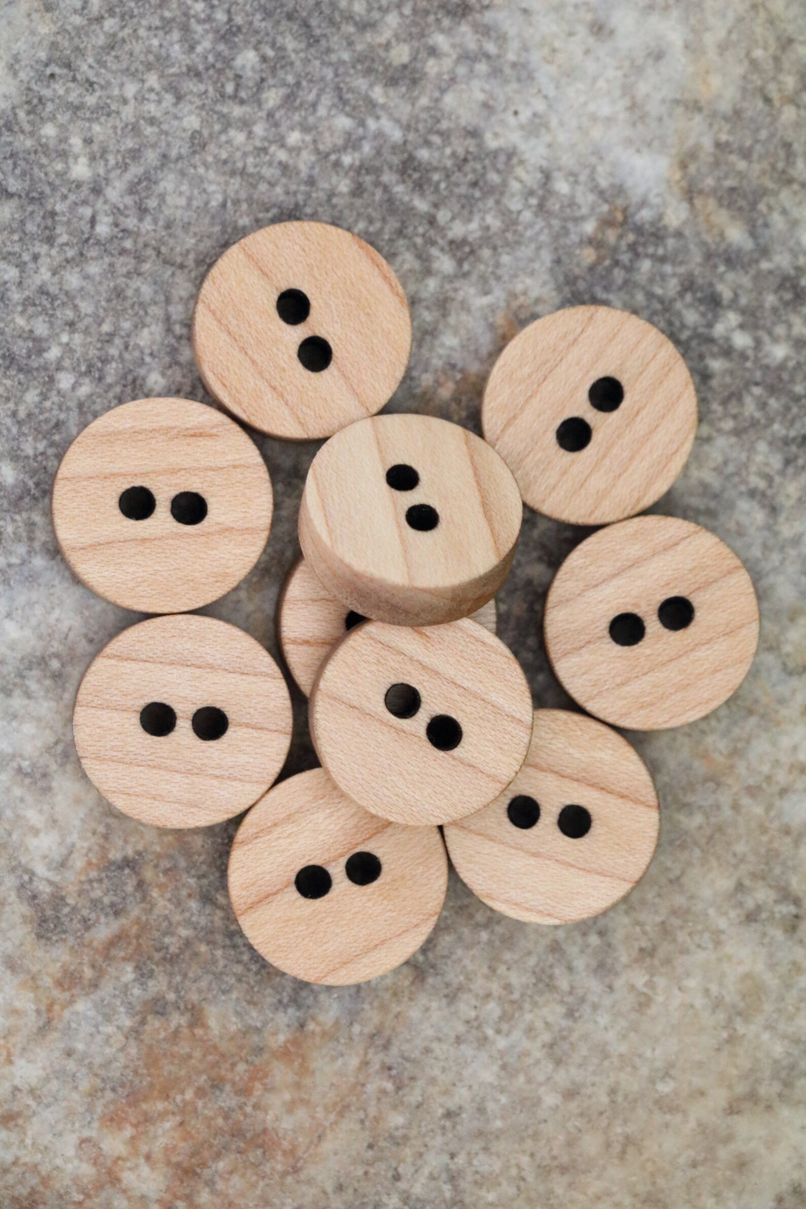 3/4 Inch Maple Hardwood Buttons Mid Size Buttons Buttons for - Etsy Denmark