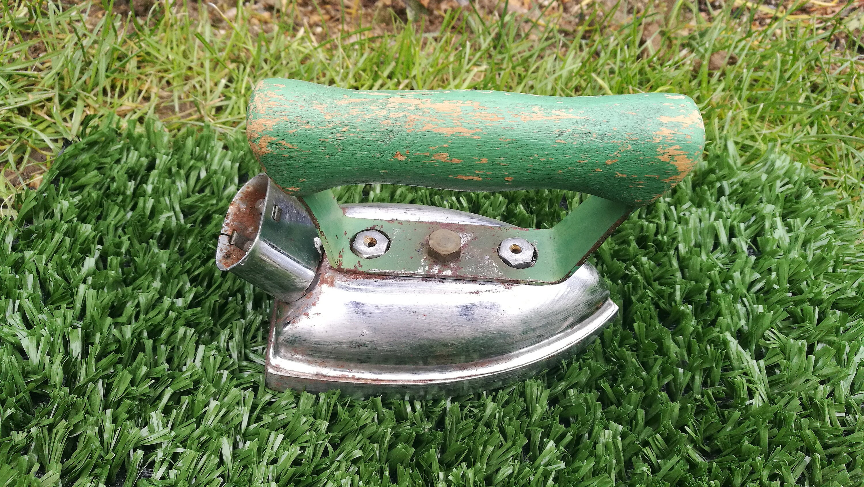 A Small Iron /tourist Iron /vintage Home Decor /vintage Iron - Etsy