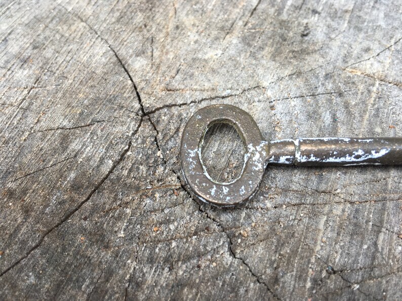 Old Key / Vintage Key / Rustic Decor / Farmhouse Decor / Great | Etsy