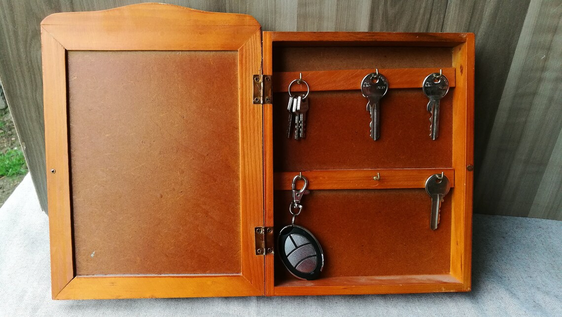 Wooden Key Box / Art Box / Home Decor / Key Holder / Key | Etsy
