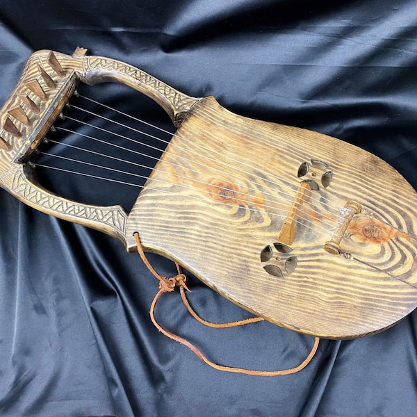 Lyre - Etsy