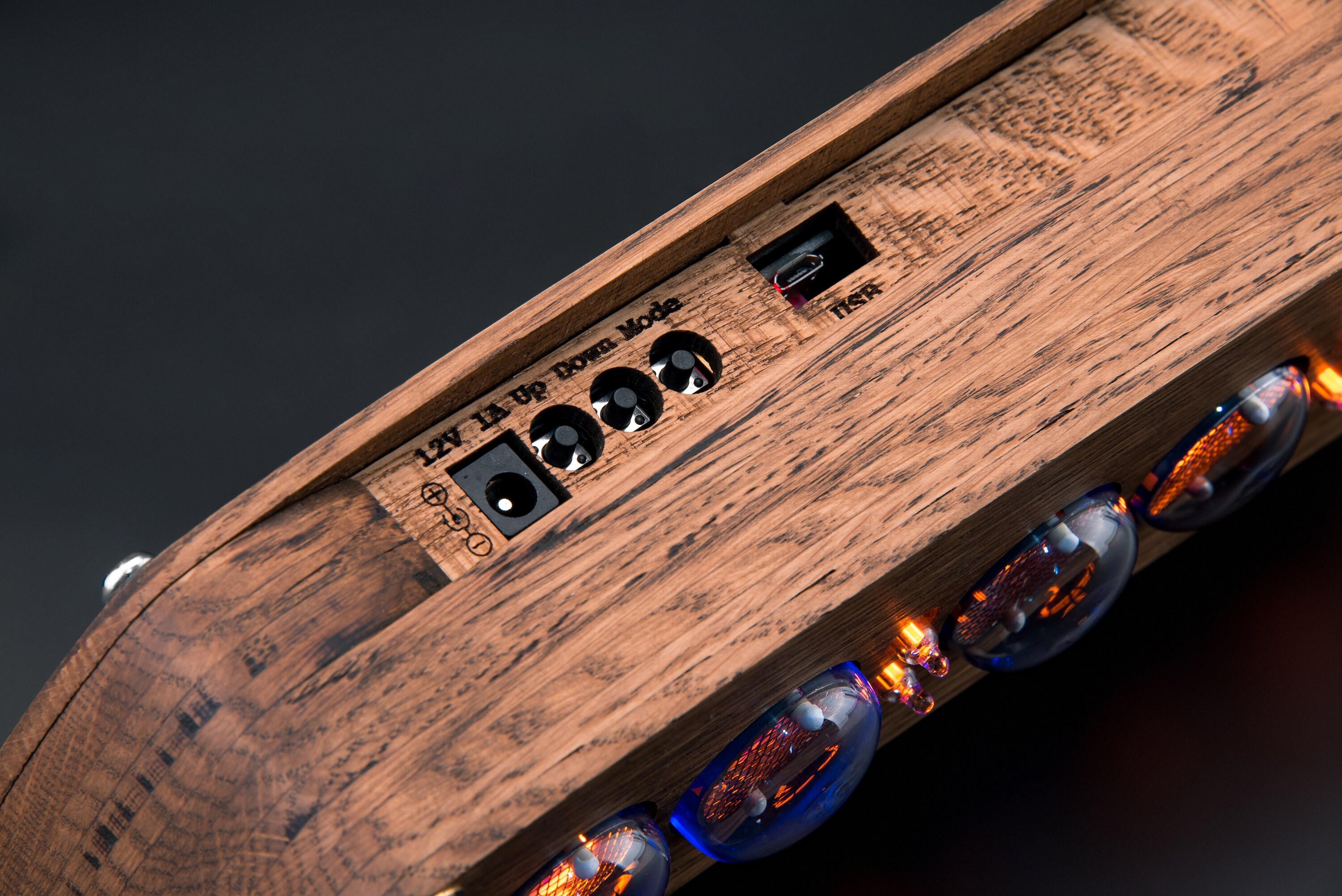 Nixie Tube Clock IN-4 Vintage Oak Case (12/24 Format) [RGB, USB ...