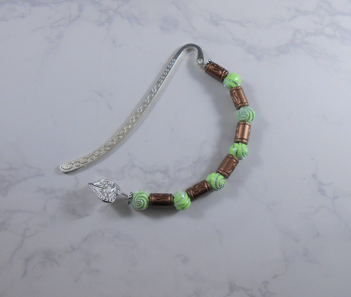 Beaded heart bookmark Metal bookmark Brown/Green bookmark | Etsy