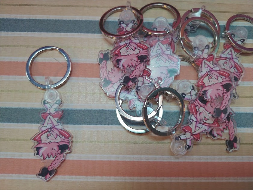 Astolfo Keychain - Etsy