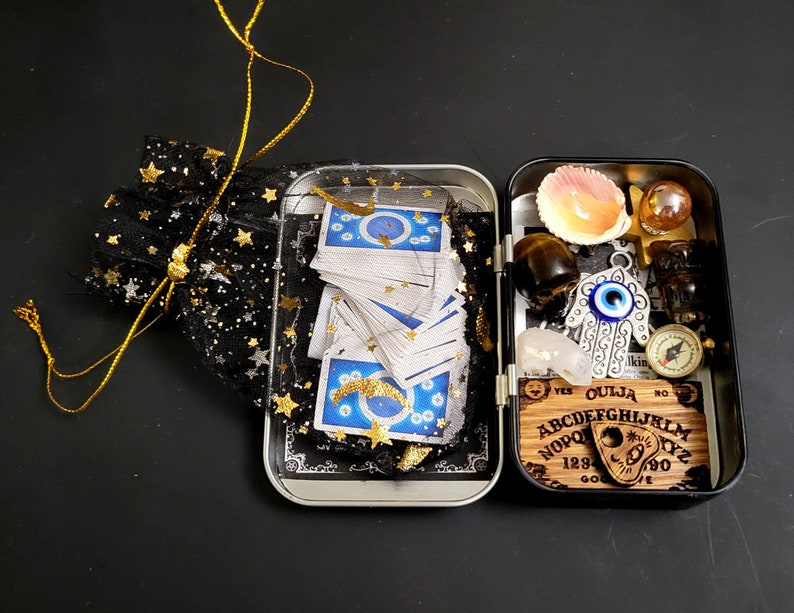 POCKET FORTUNE TELLER Kit in Ouija Altoid Tin: Universal Waite - Etsy