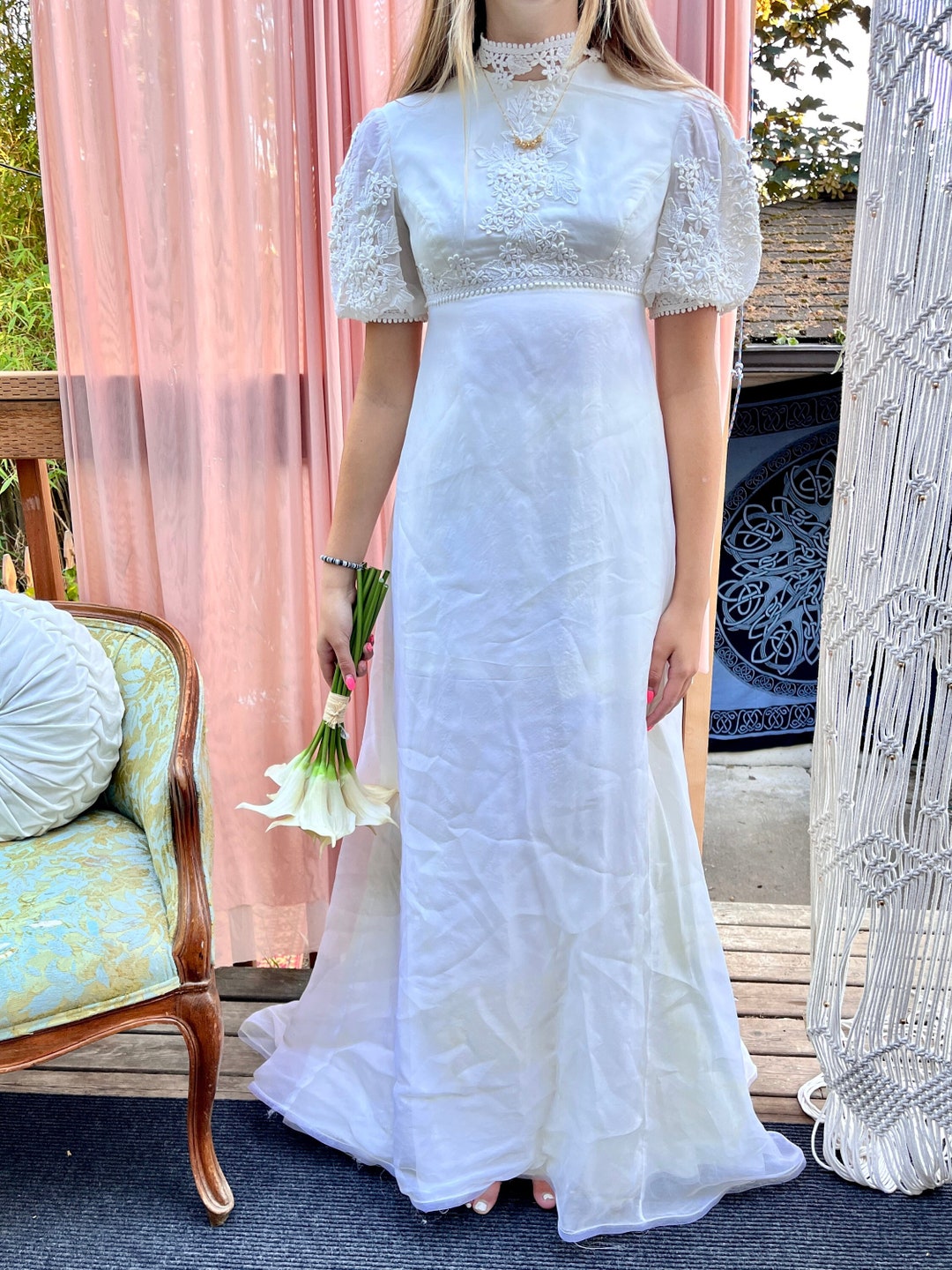 1967 Empire Waistline Wedding Dress With Puff Sleeves - Etsy
