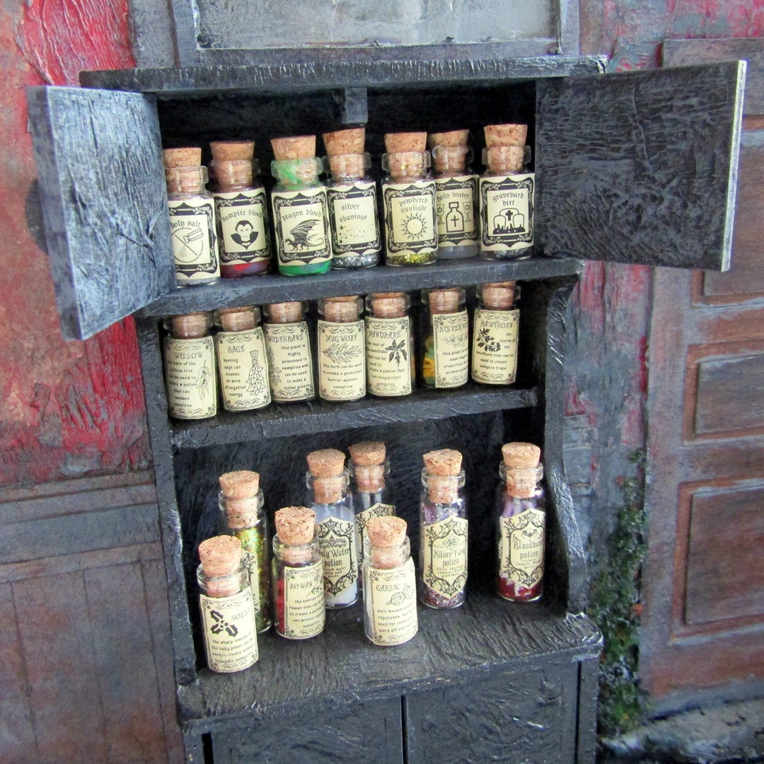 Tiny Potion Bottle Haunted Dollhouse Miniatures Mini Potions Miniature ...