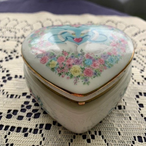 Heart Music Box - Etsy