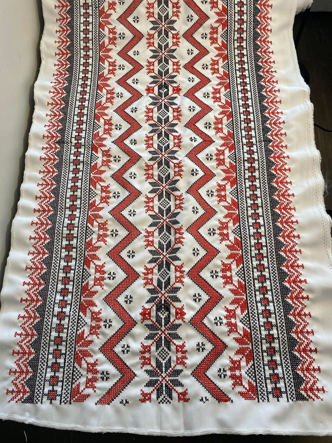 Authentic Jordanian/palestinian Tatreez Embroidery 19 to 20 Inches Wide ...