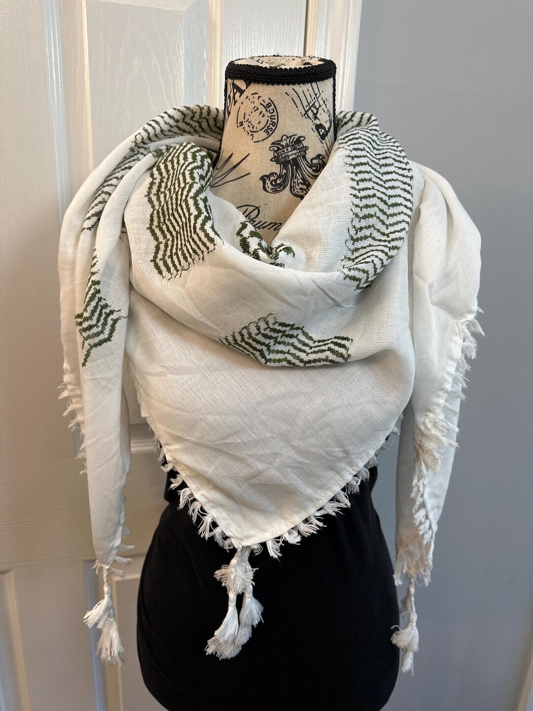 Keffiyeh | Shemagh Jordanian Palestinian Kuffiya | Shmagh | Arab Arafat ...