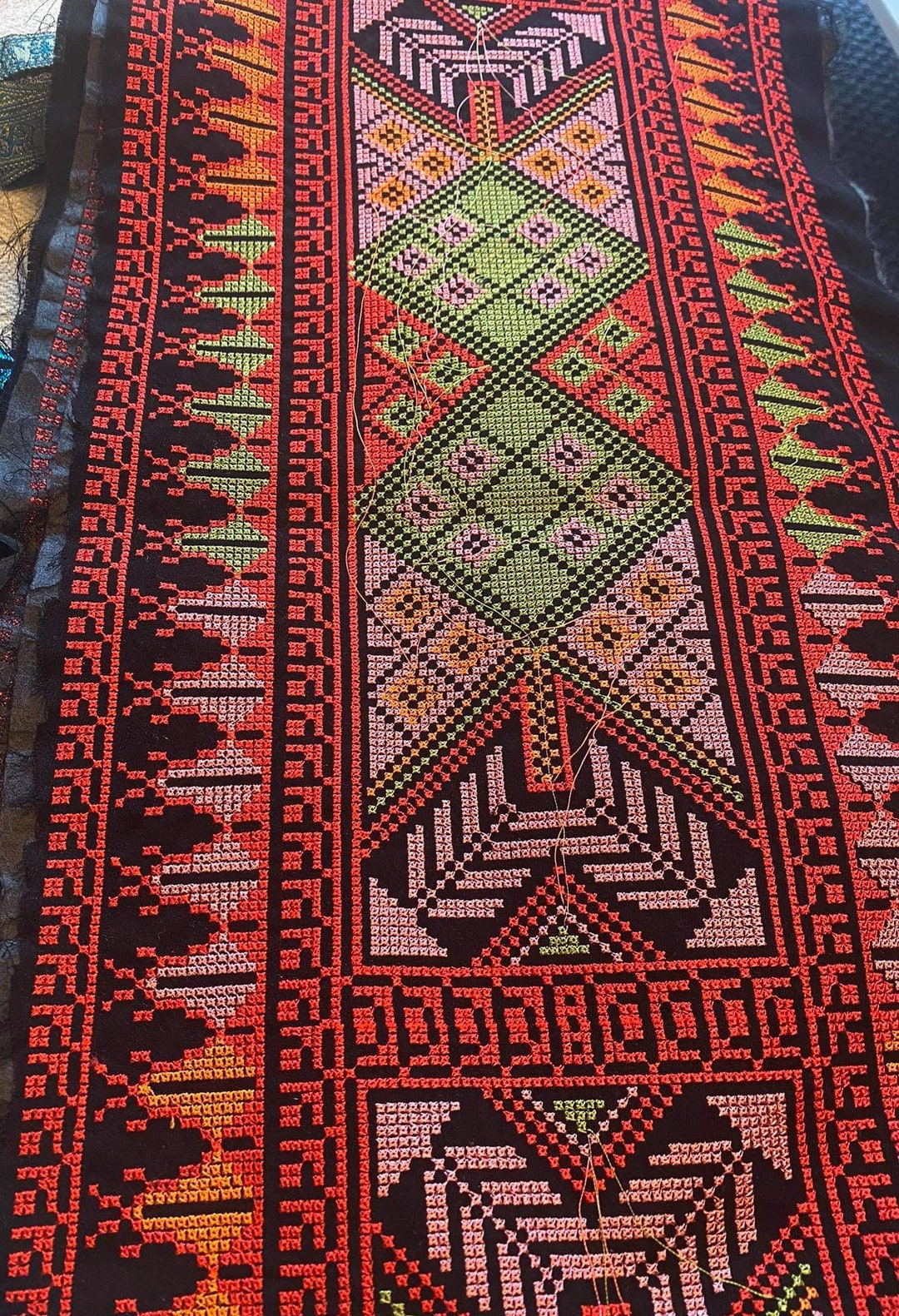 Authentic Palestinian/jordanian Tatreez, Sold by Yard, Made in Jordan ...