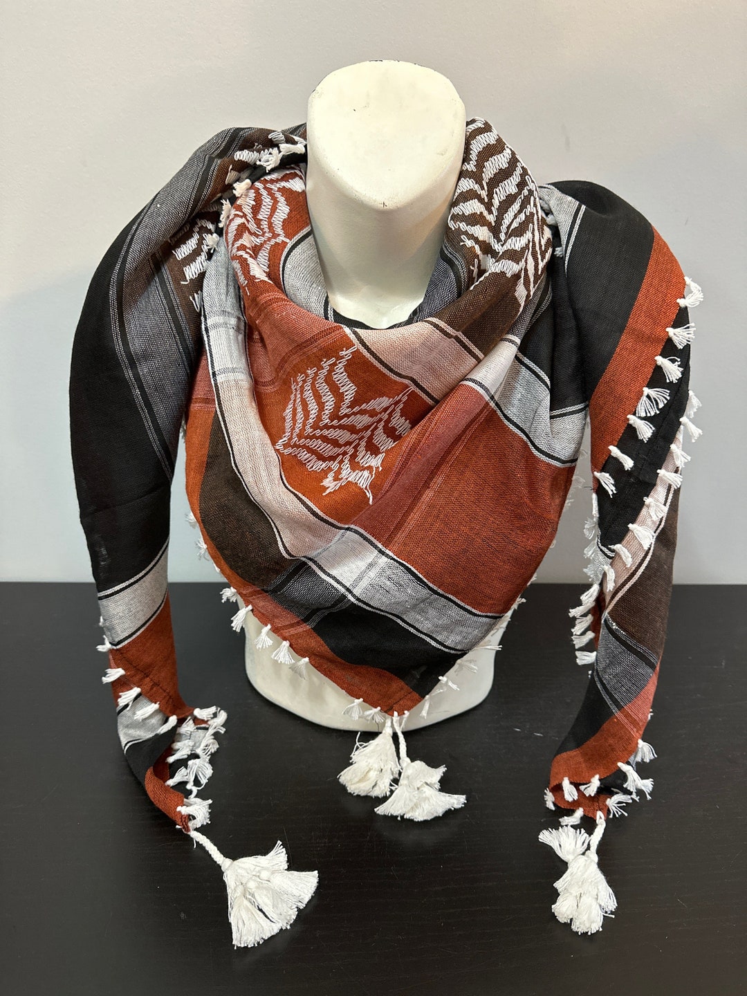 SALE Keffiyeh | Shemagh Jordanian Palestinian Kuffiya | Shmagh | Arab ...