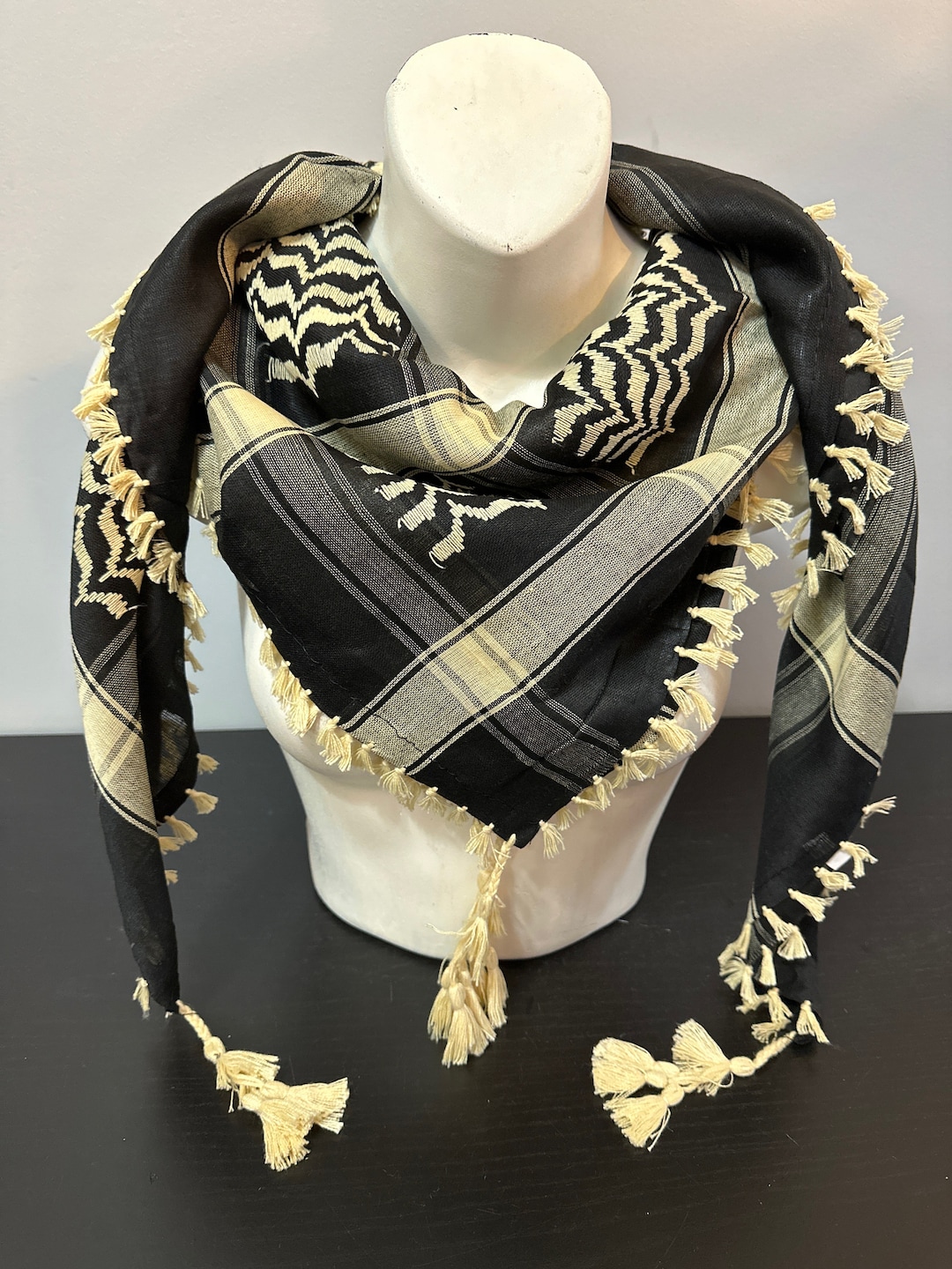 Authentic Keffiyeh | Kaffiyeh | Kuffiyeh | Shemagh - Etsy