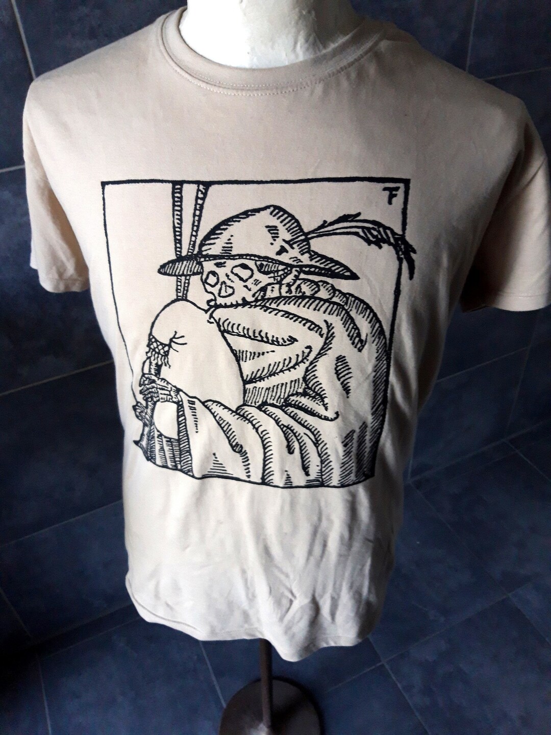 Schemering' Skull Neofolk - T-shirt (sand) - Etsy
