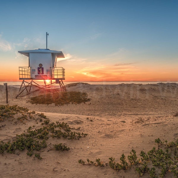 Lifeguard Tower - Etsy