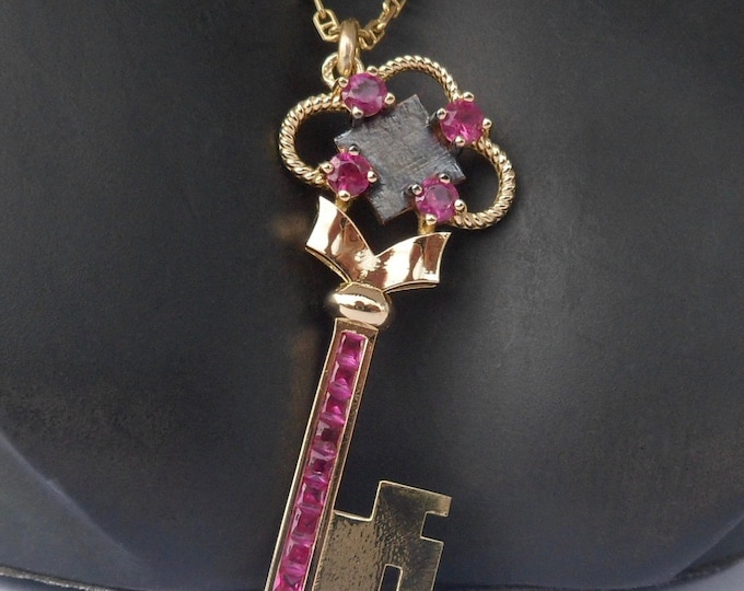 Vintage French ' Key ' Charm / Love Pendant, Rubies, 18k Gold - Etsy