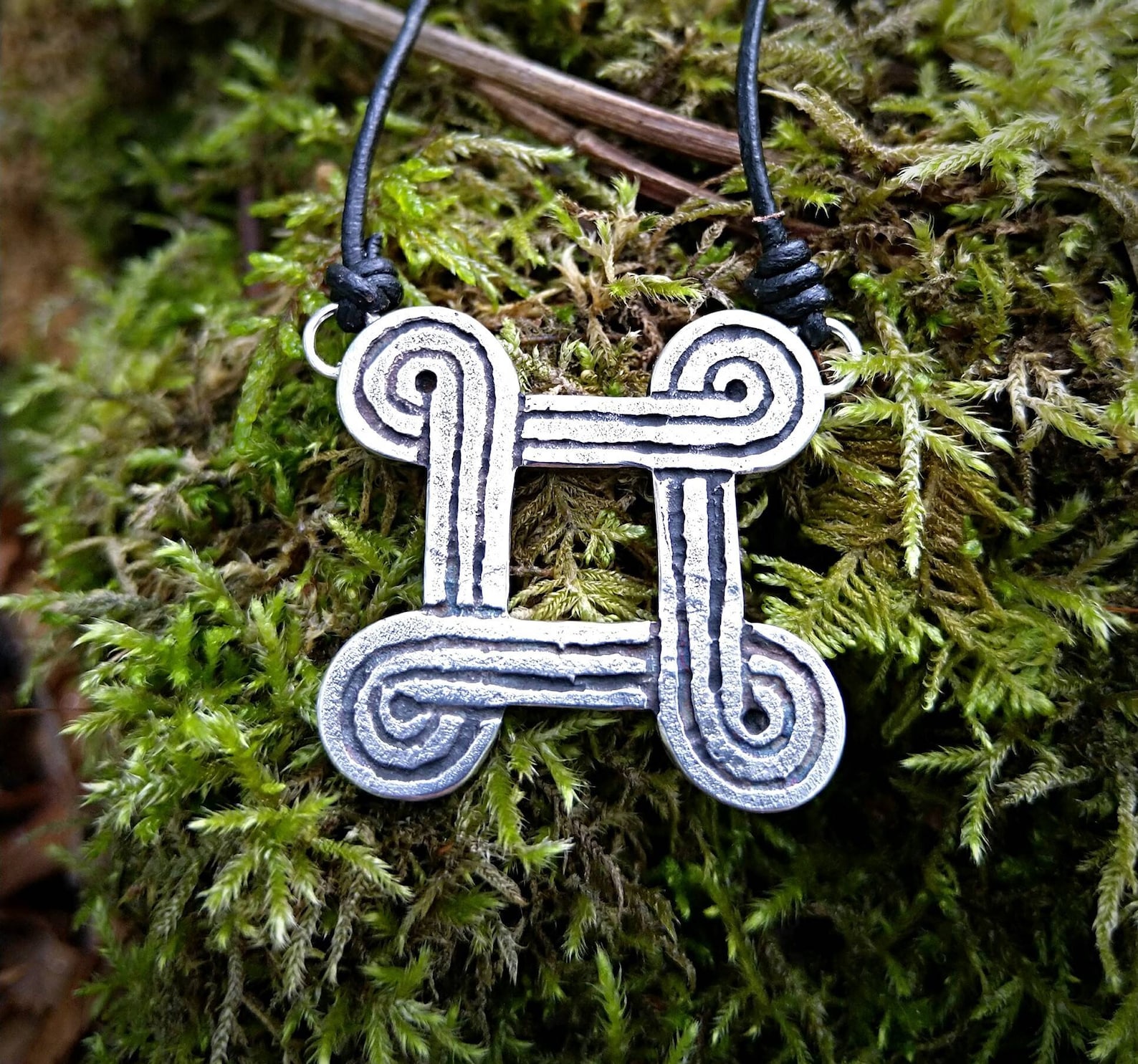 Looped Square, Ancient Pagan Finnish Protective Symbol, Hannunvaakuna ...