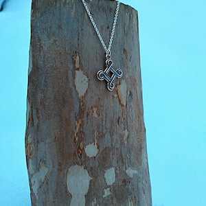 Looped Square, Ancient Finnish Käpälikkö Pendant, Hannunvaakuna Necklace - Etsy