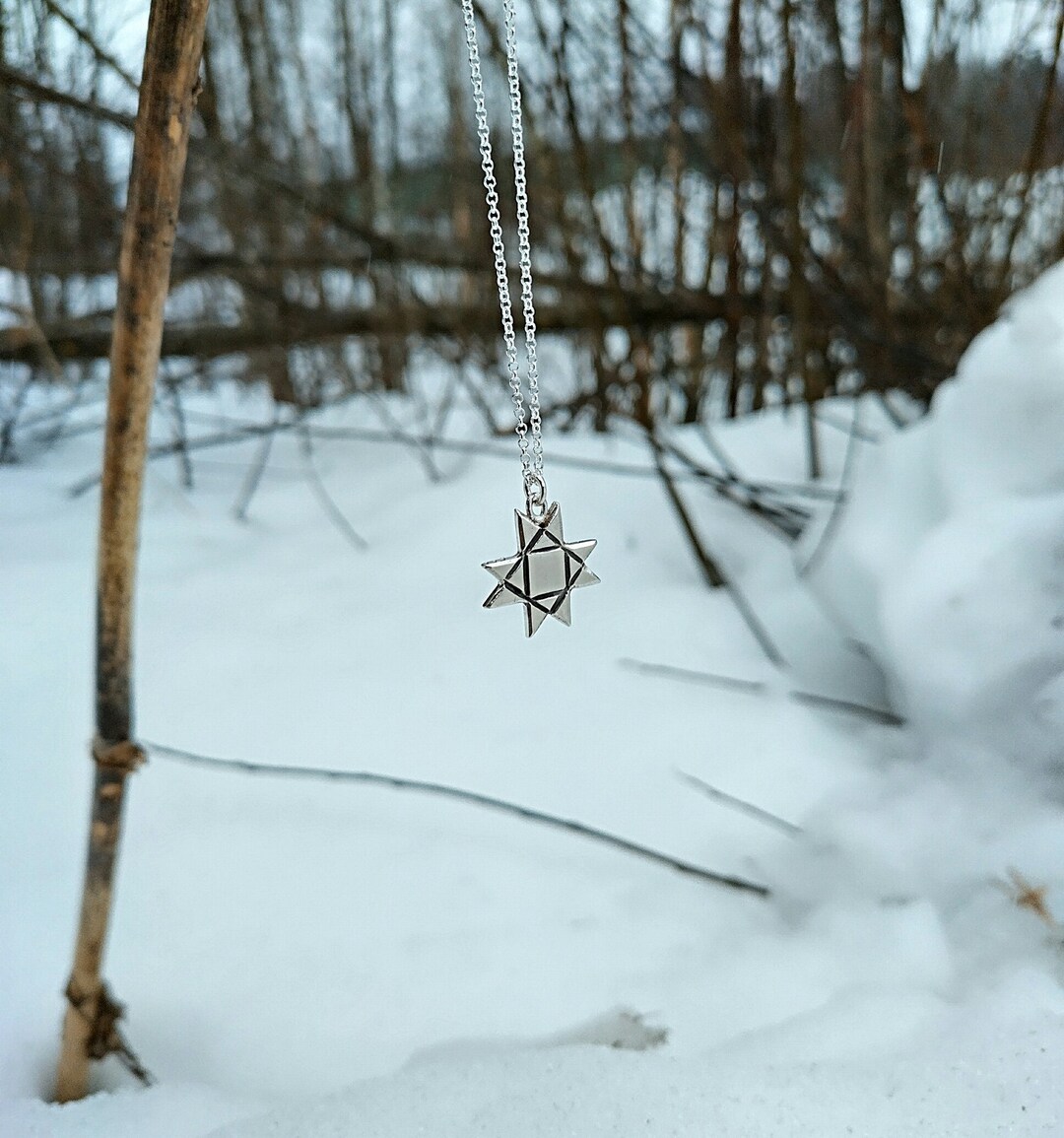 Kannuksenpyörä, the Spur Wheel, Octagram Star Pendant - Etsy