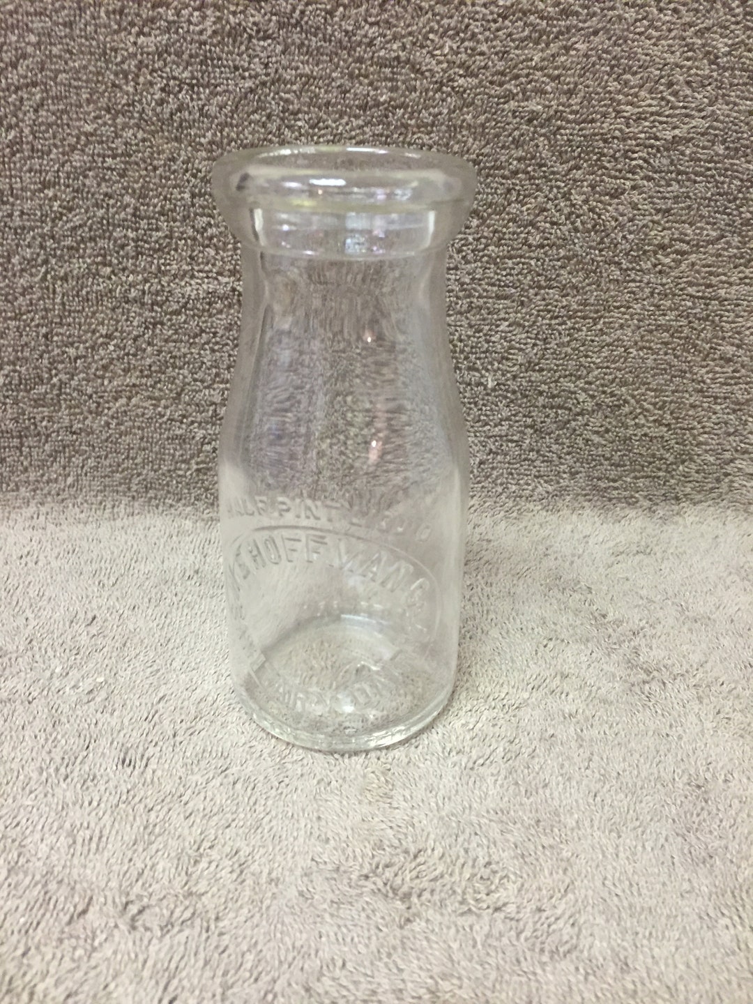 Round Half Pint 5 1/2 From the WE Hoffman Dairy of Windber, PA - Etsy