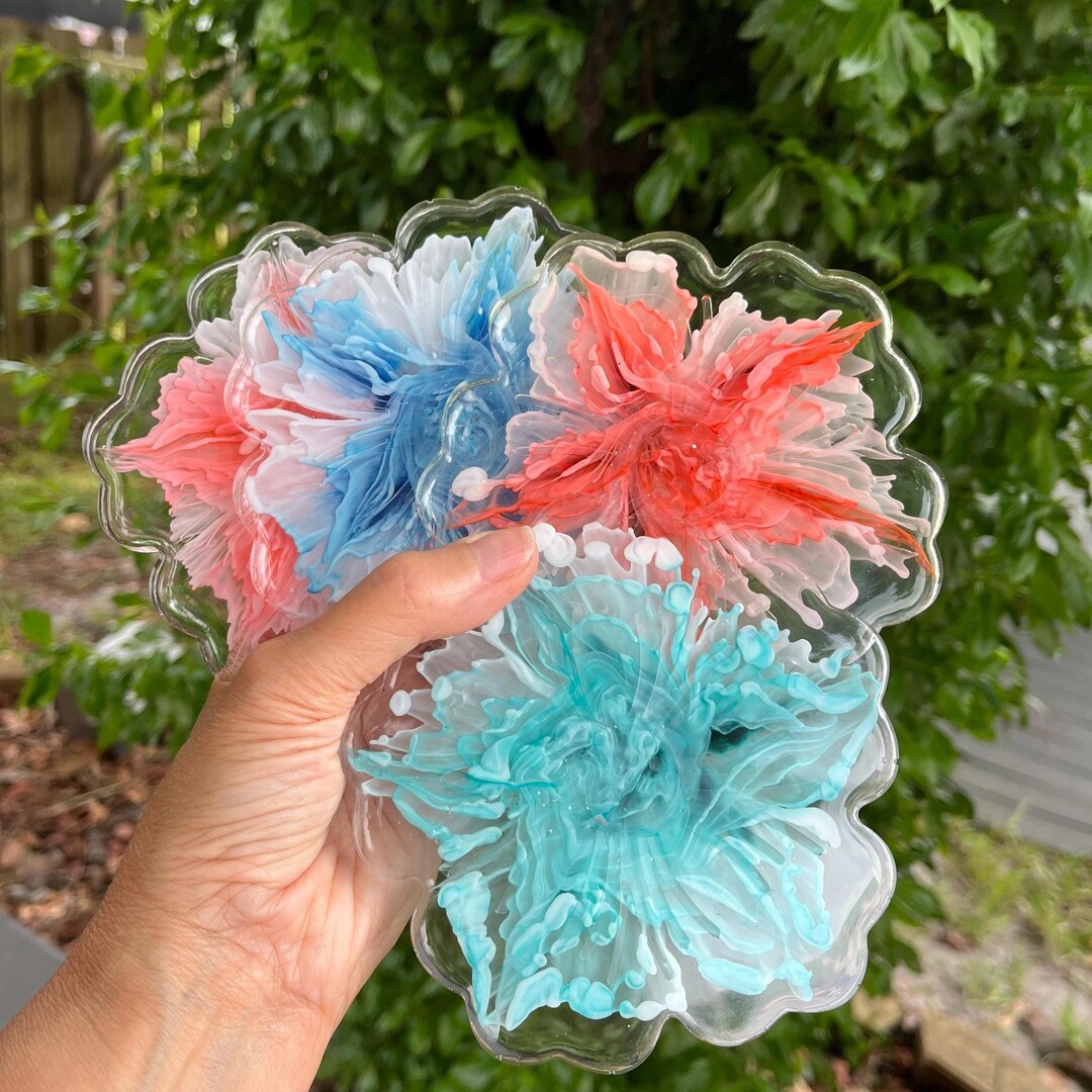 Resin Flower Coaster Set | Embedded Floral Art Design - Etsy