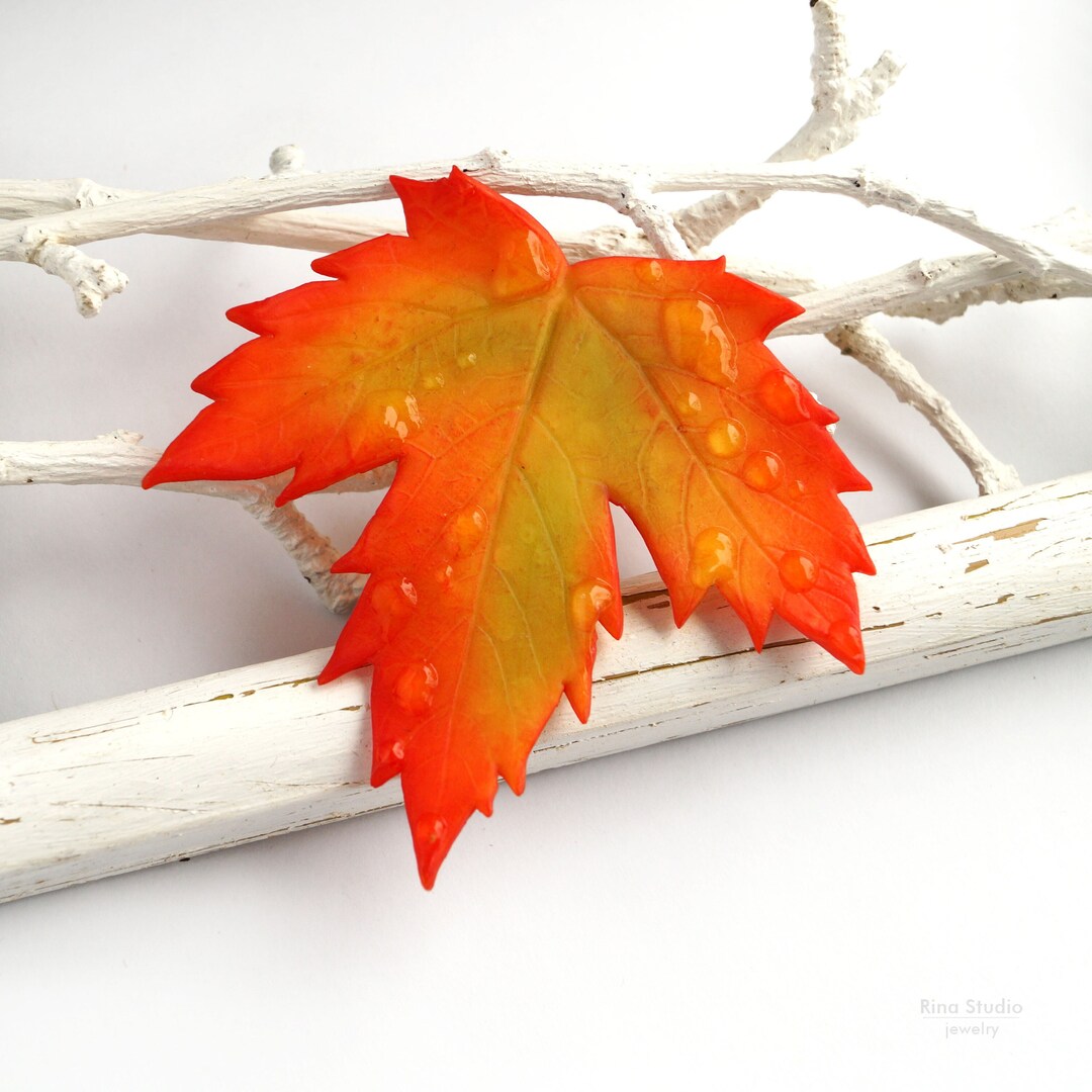 Maple Leaf Pin, Yellow Orange Red Realistic Fall Leaves Raindrops ...