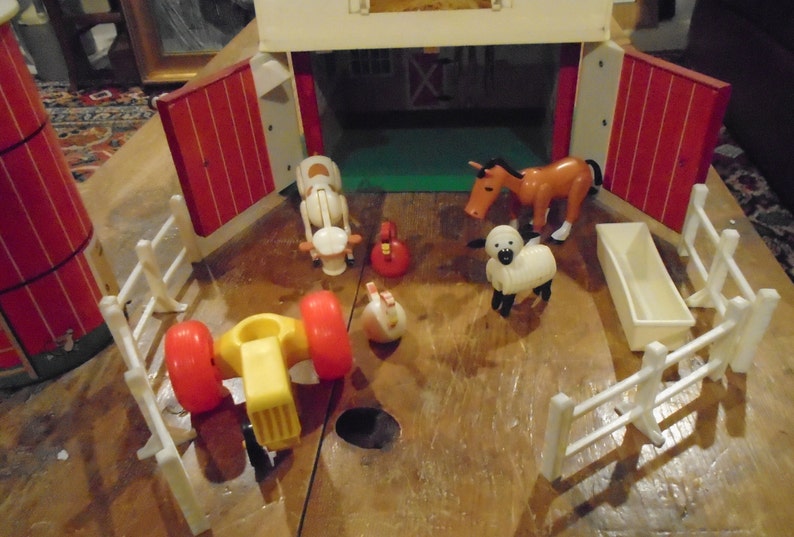 Fisher-price Family Play Farm, Cow, Horse, Lamb, Chicken, Rooster, 915 ...