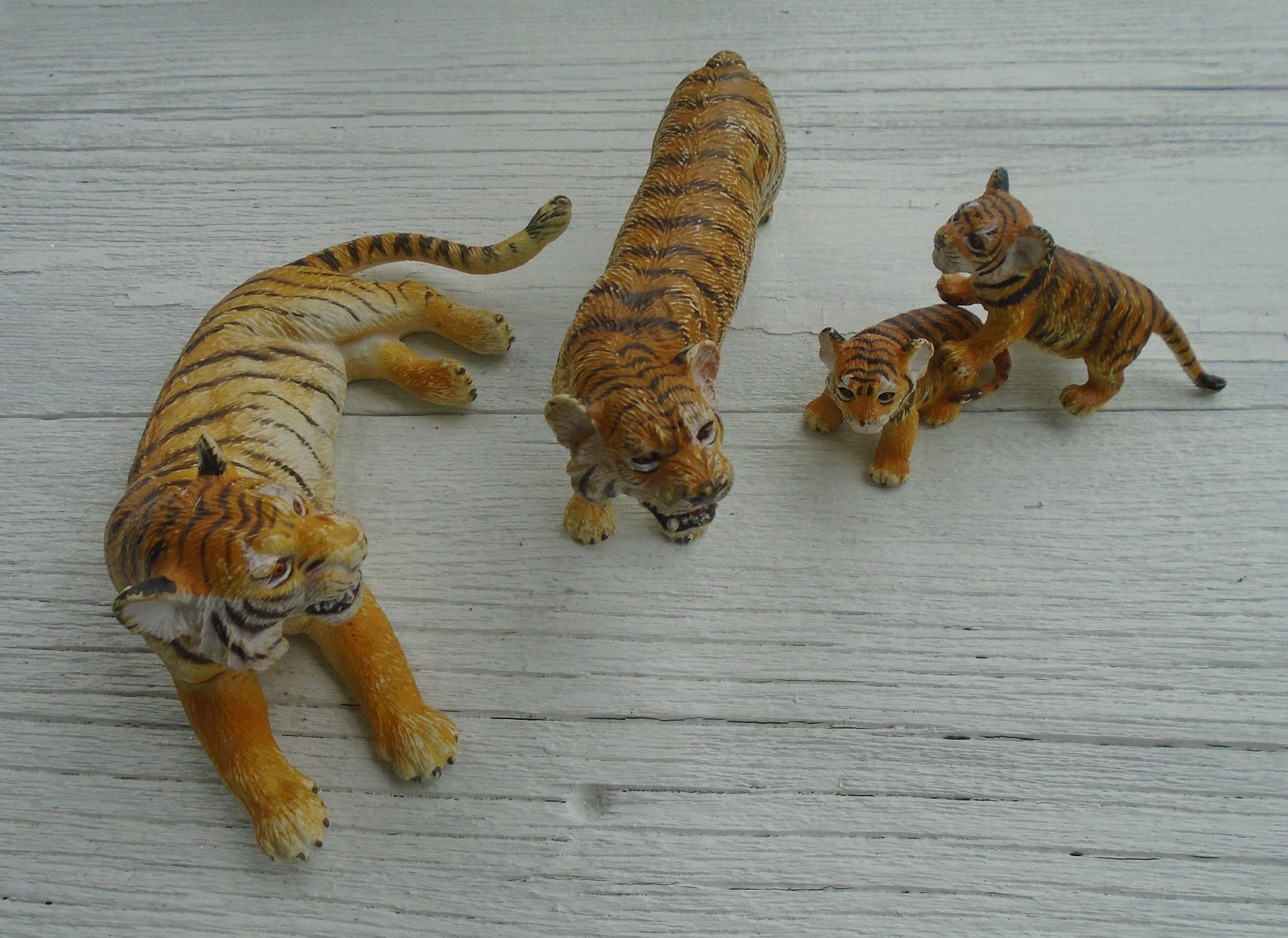 Tiger Streak With Two Cubs, AAA Animals, Schleich, - Etsy
