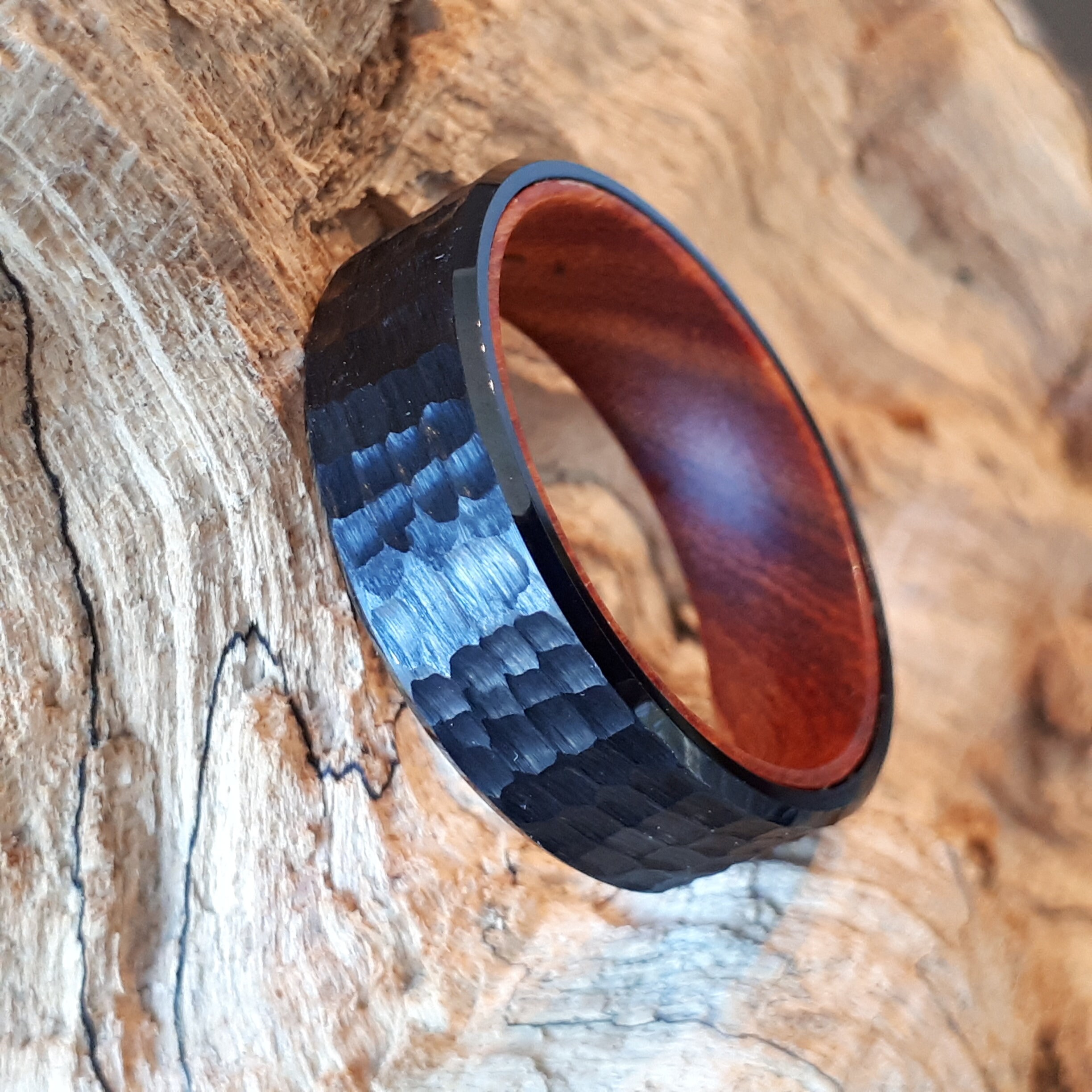 Black Tungsten Wood Ring Hammered Tungsten ring Tungsten | Etsy