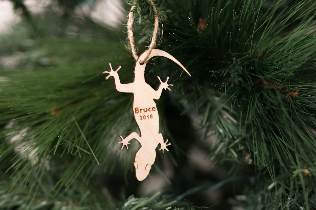 Personalized Gecko Christmas Ornament Name Date Hanging Wood Engraved ...