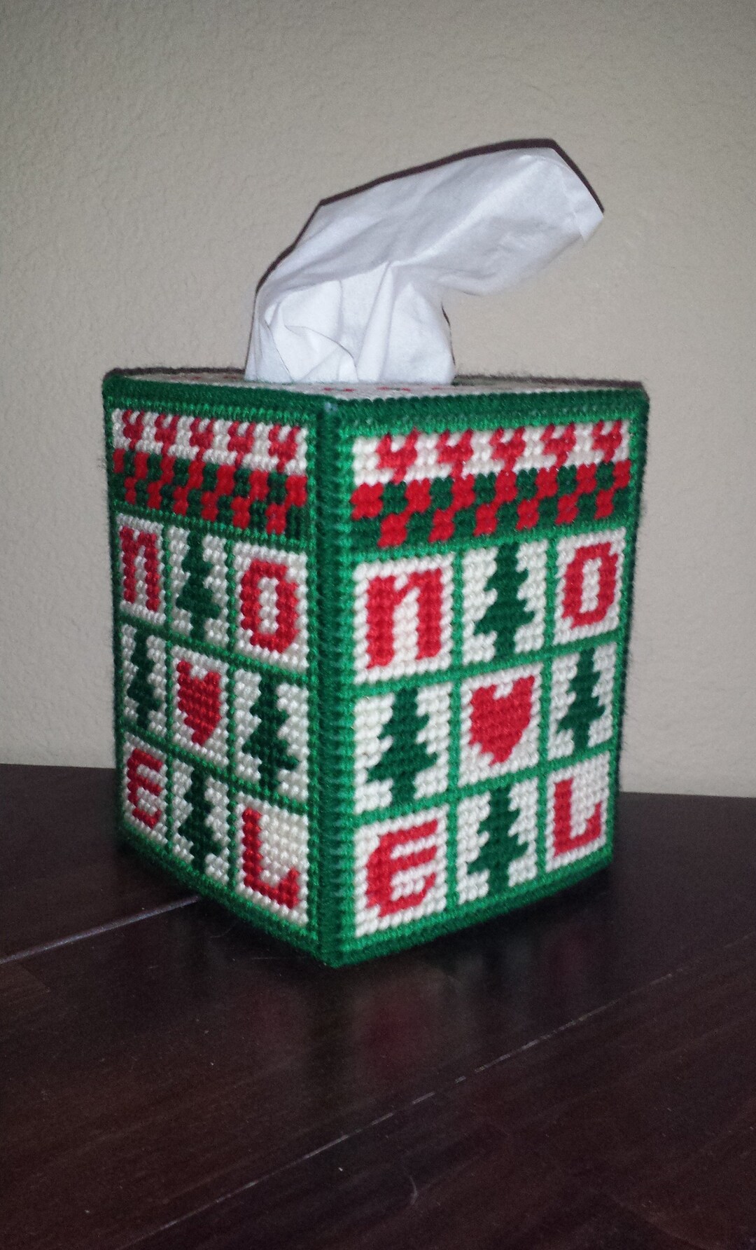 Noel Evergreen Tree Holiday Christmas Winter Handmade Plastic Canvas ...