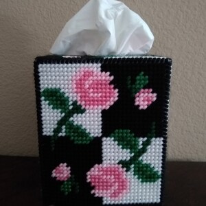 Light & Shadow Roses Flowers Black White Handmade Plastic Canvas Tissue ...